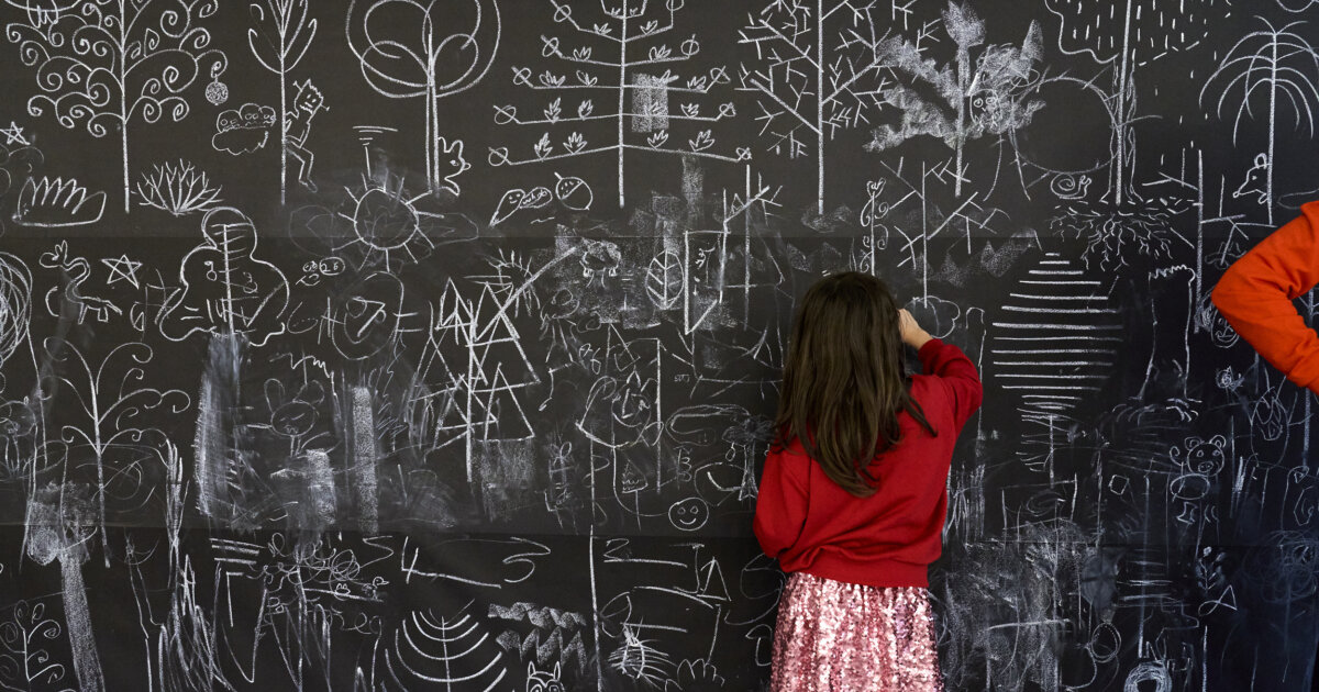 Free family drawing workshop - What's on - Trinity Buoy Wharf