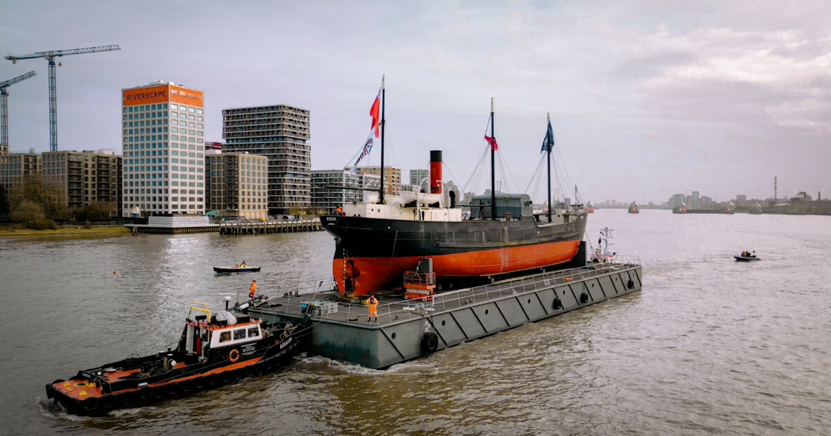 SS Robin - Architecture & vessels - Trinity Buoy Wharf